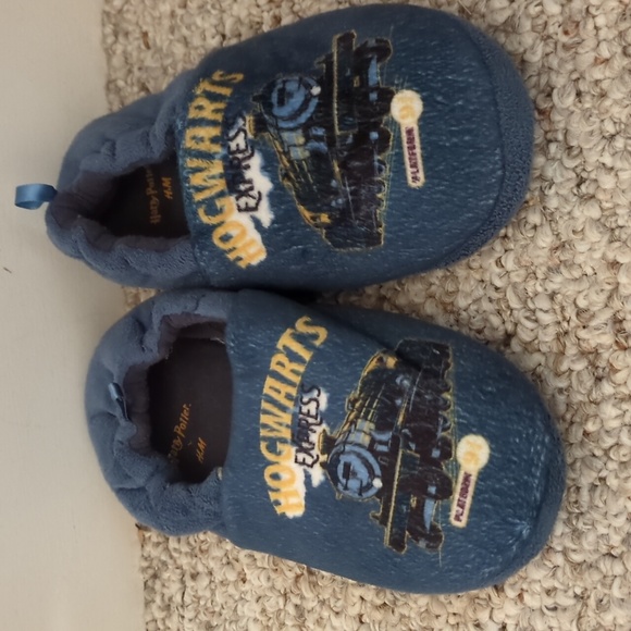 H&M | Shoes | Harry Potter Hm Hogwarts Express Train Slippers Size 213 ...